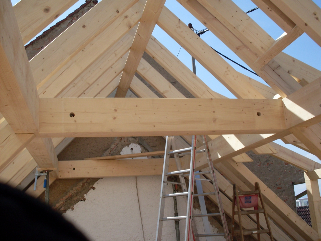 Moobie Holzbau & mehr - Dachsanierung